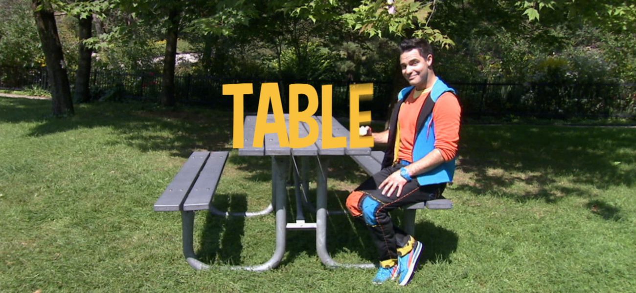 Lecture de mots au parc : Table | Idéllo